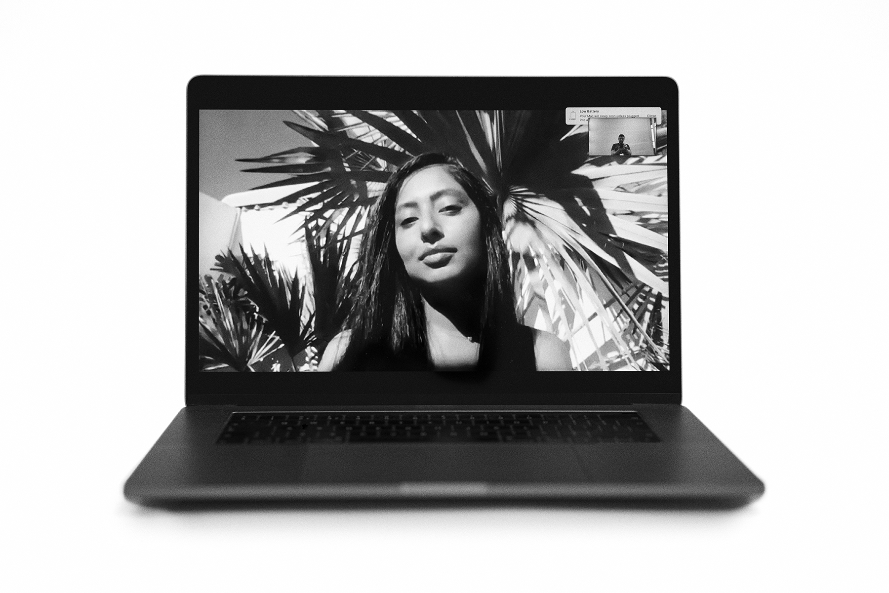 Avni Doshi: «L'ambivalència és part intrínseca de la maternitat ...